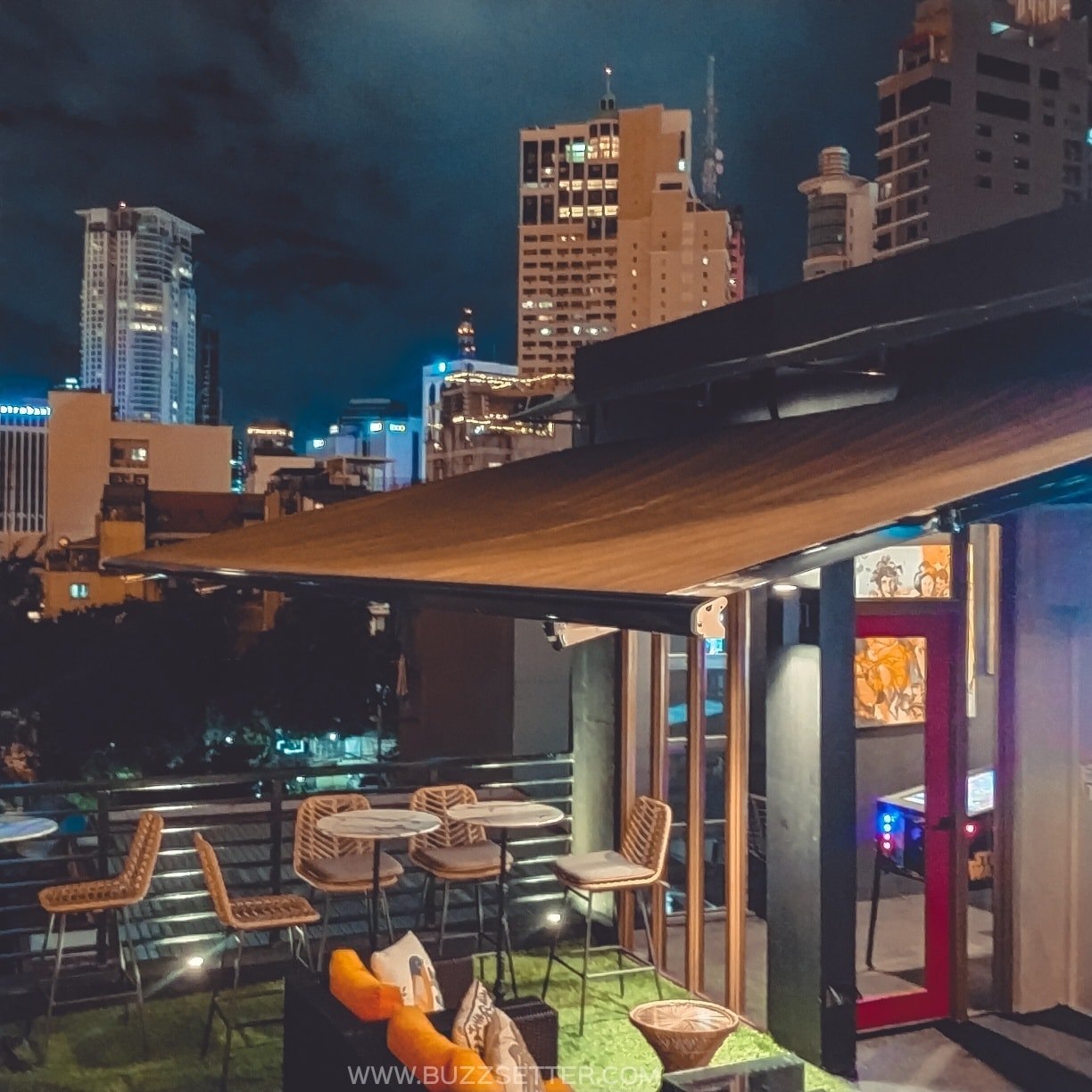 UNWND LUX HOSTEL: Hidden Staycation With Makati Skyline View! - Buzzsetter