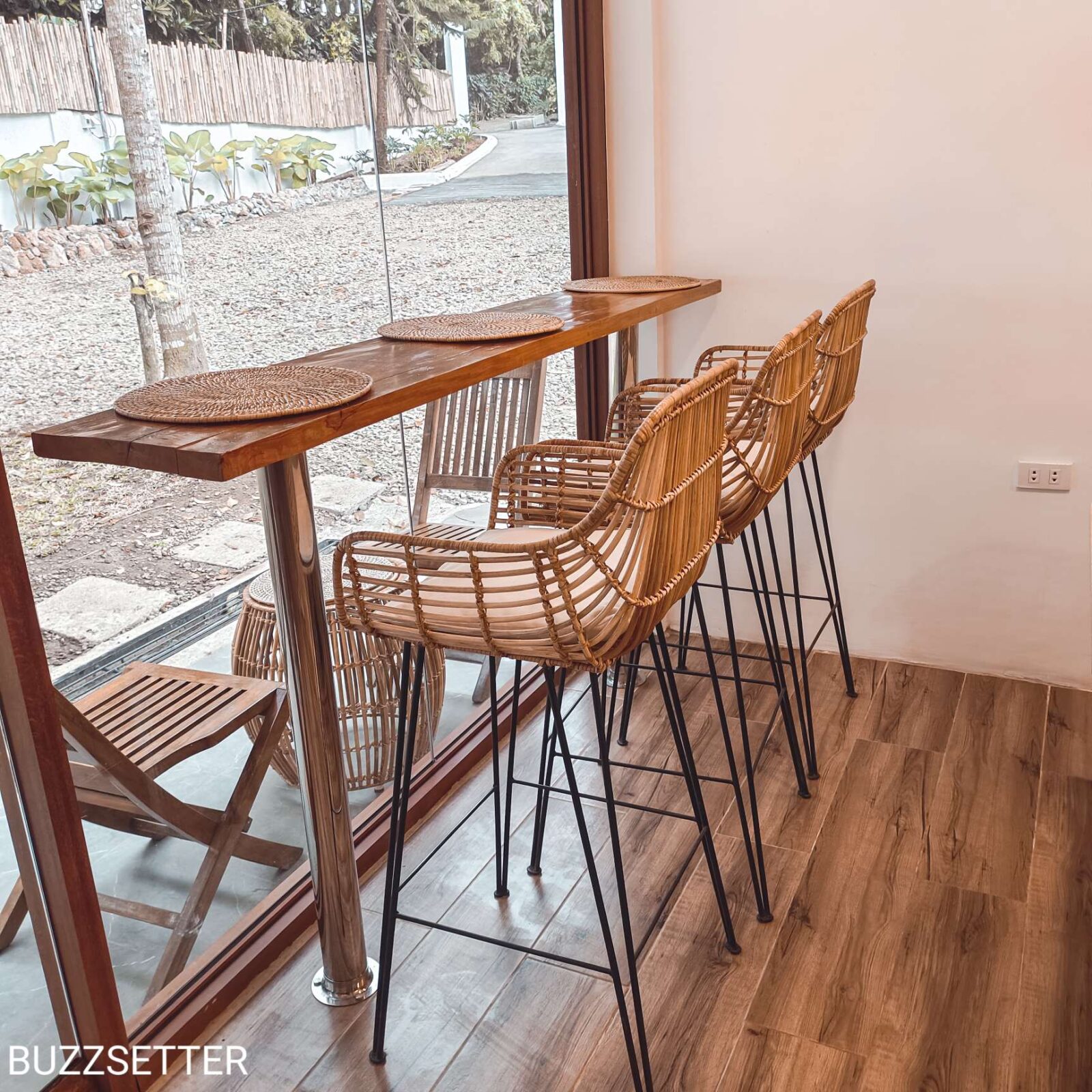 NOON CAFE: Hidden Nordic-Themed Cafe In Alfonso, Cavite! - Buzzsetter