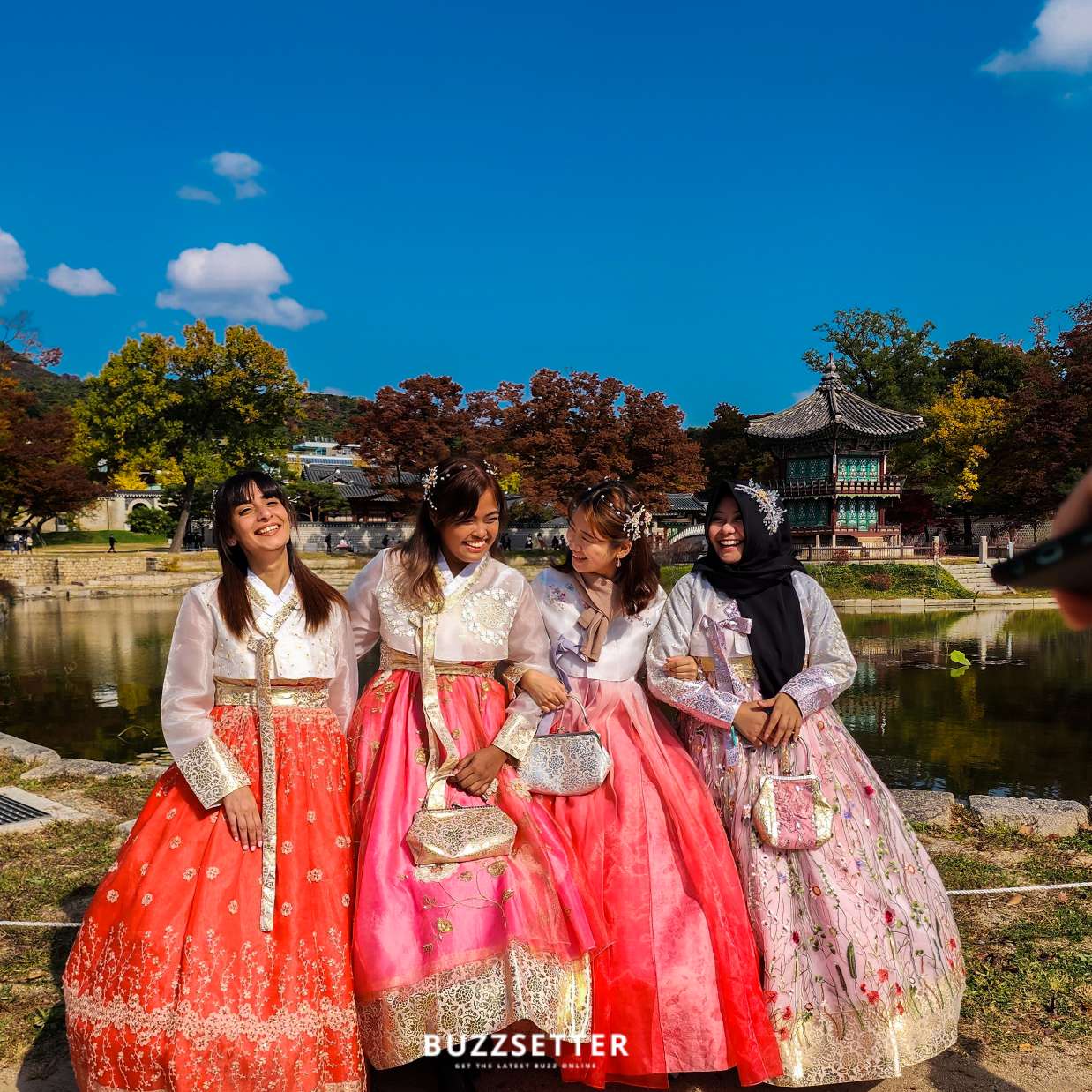 Korean Hanbok Experience In Seoul - Buzzsetter